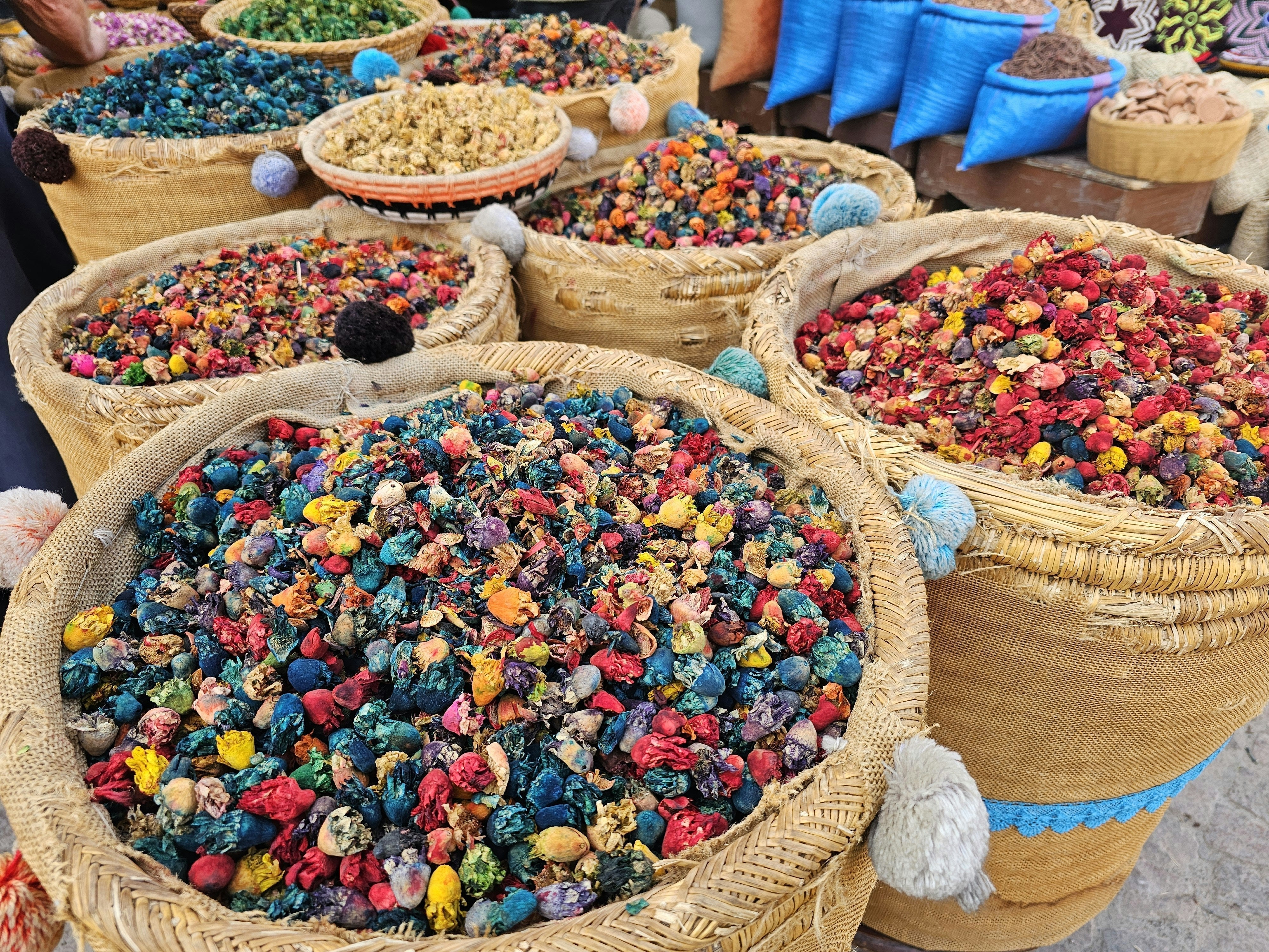 The Six Types of Tea: A Complete Guide to White, Green, Oolong, Black ...